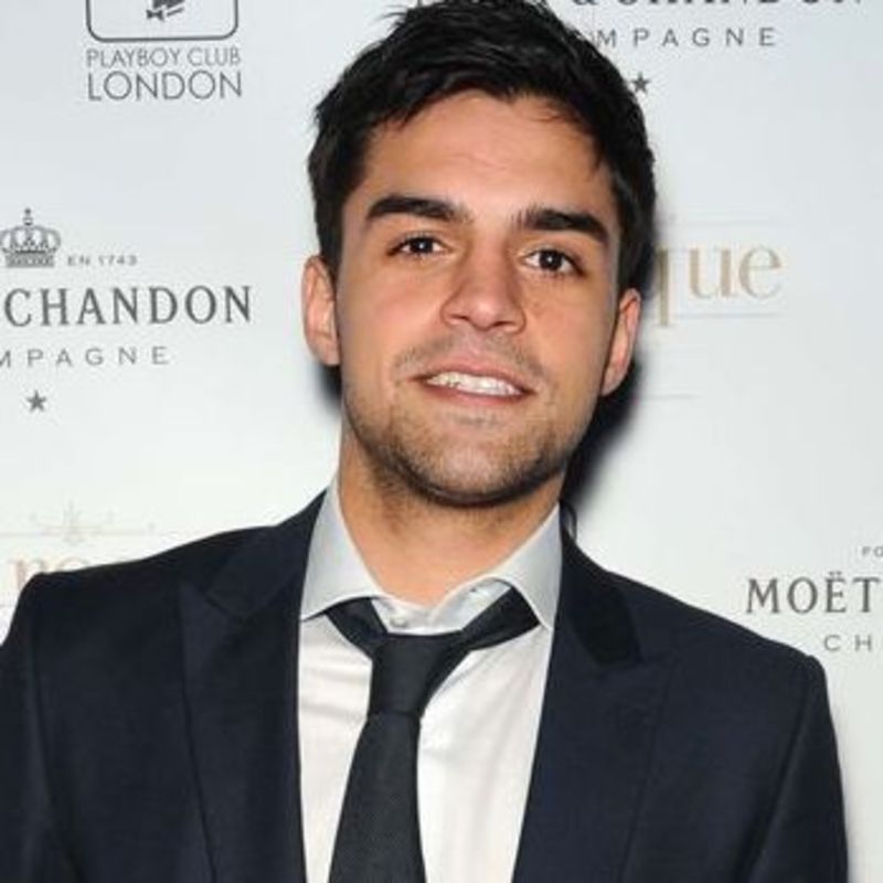 Sean Teale bilder, biografi och filmografi | MovieZine