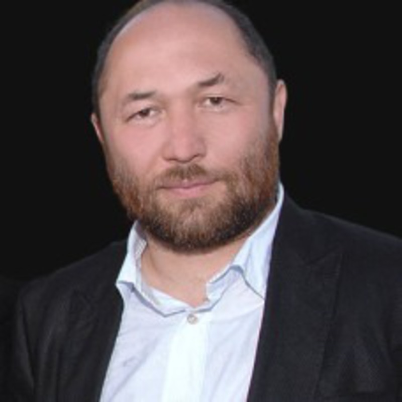 Timur Bekmambetov bilder, biografi och filmografi | MovieZine