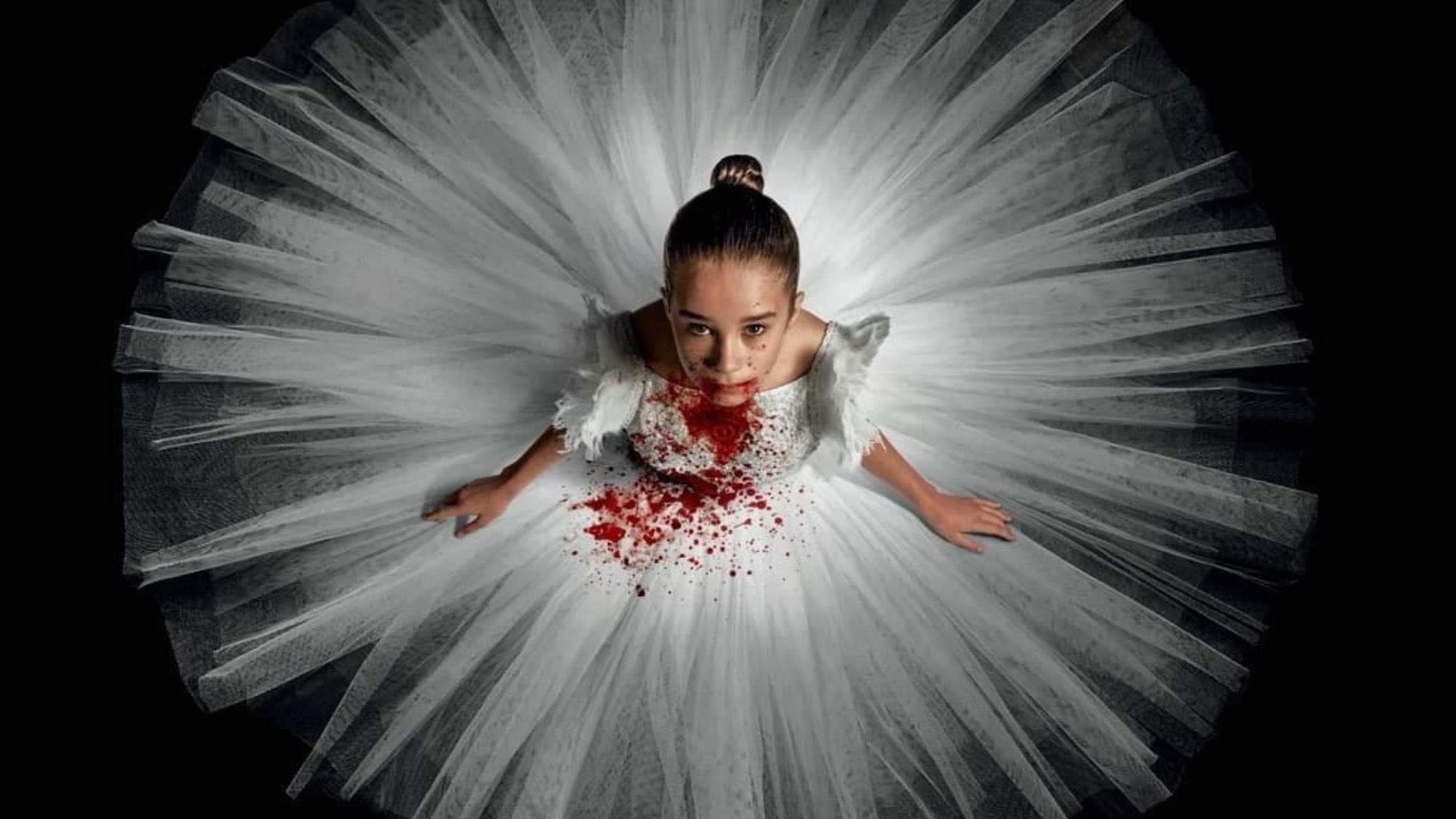 Ny blodig vampyrfilm tokhyllas – “Perfekt skräckfilm” | MovieZine