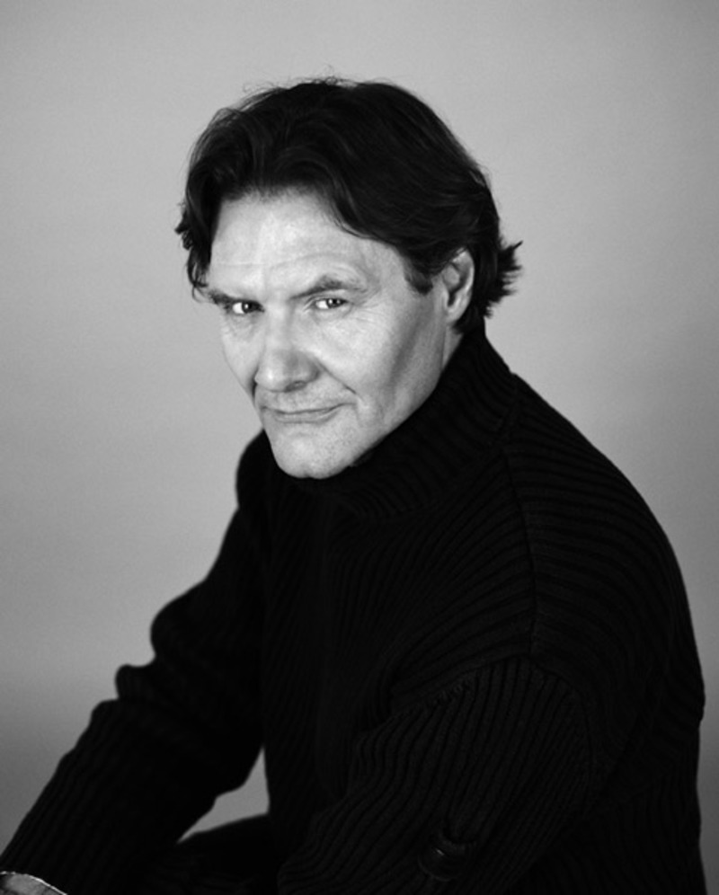 Johan Rabaeus bilder, biografi och filmografi | MovieZine