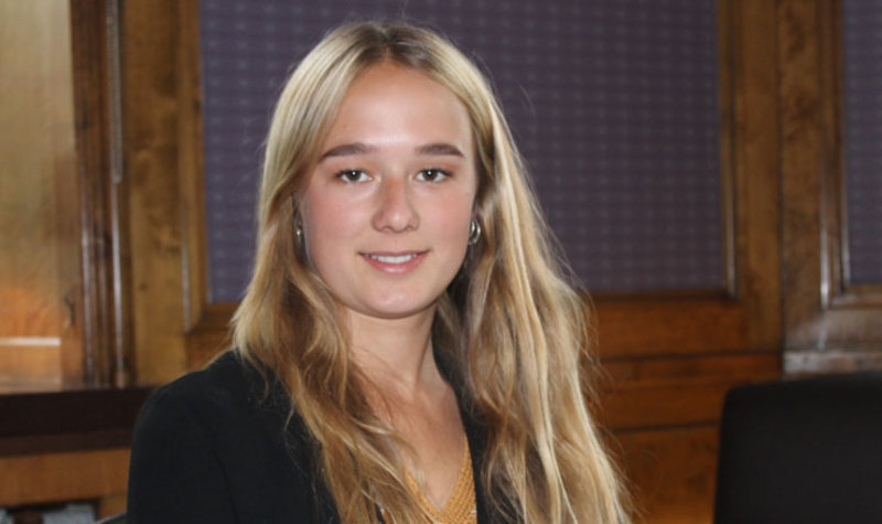 Alba August bilder, biografi och filmografi | MovieZine